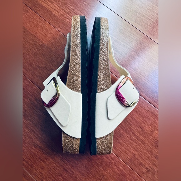 Birkenstock | Shoes | Birkenstock Gizeh Big Buckle Nubuck Leather Slide Sandals Ecru Eu 38 Us ...